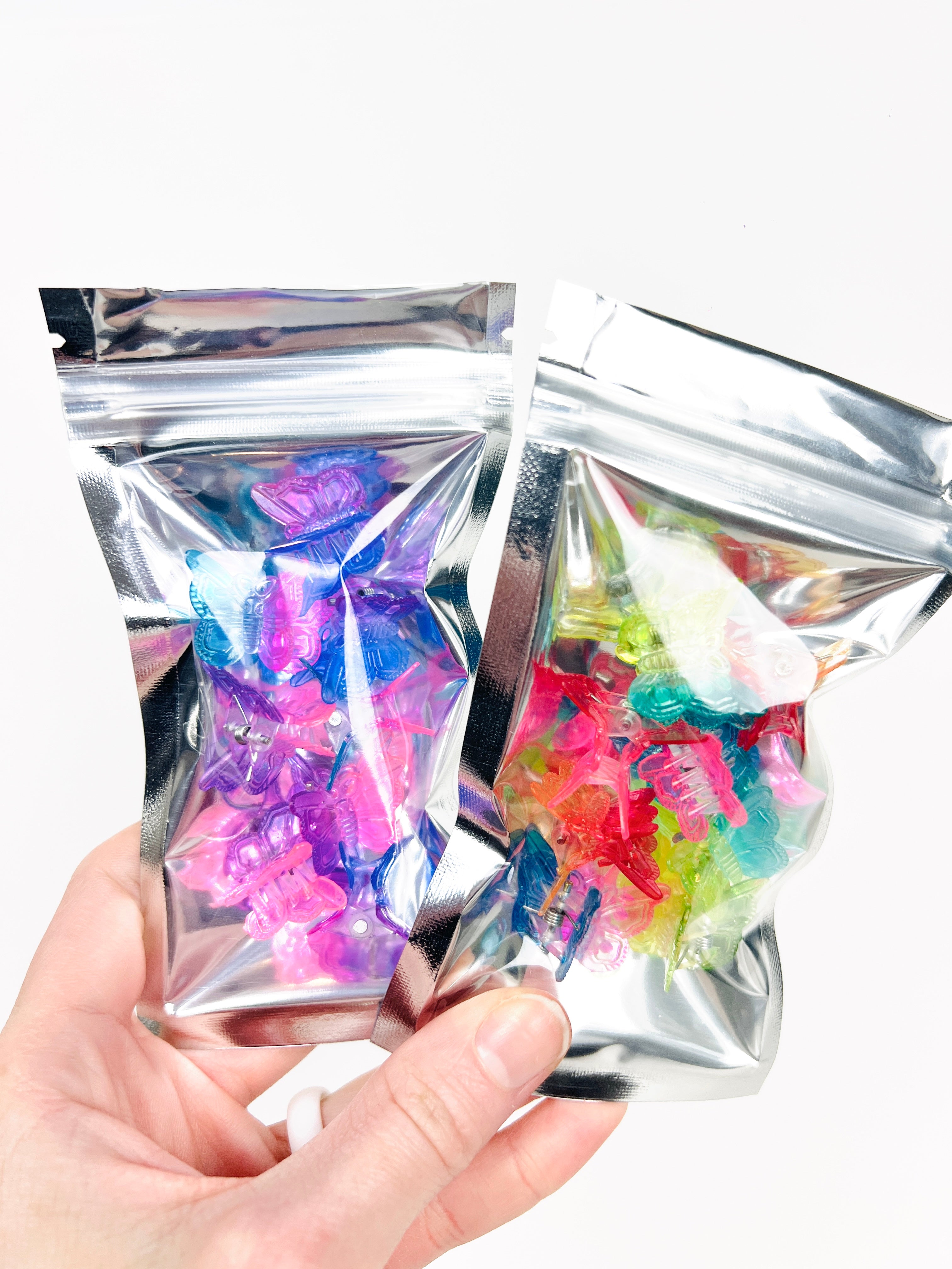 Clips, totes & glasses – nomadkandi